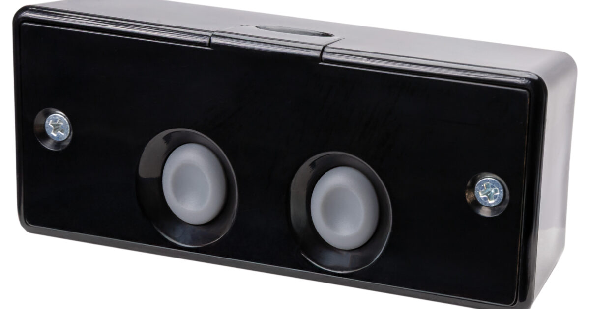 1142HD Two-Button Wireless Panic | DMP.com